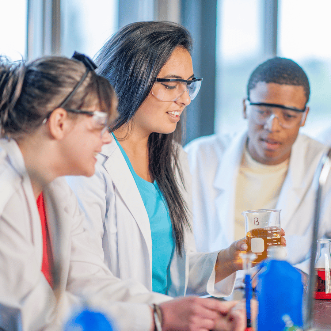 Interactive 3D Chemistry Education - Vived Learning